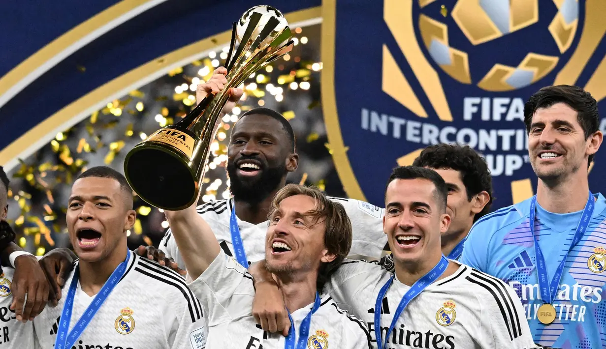 Pamit dari Real Madrid, Luka Modric Tinggalkan Catatan 28 Gelar dan ...