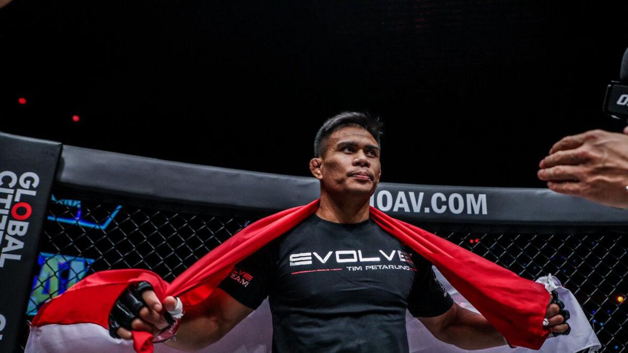 Eko Roni Saputra Lawan Jagoan MMA Tak Terkalahkan Sanzhar Zakirov di ...