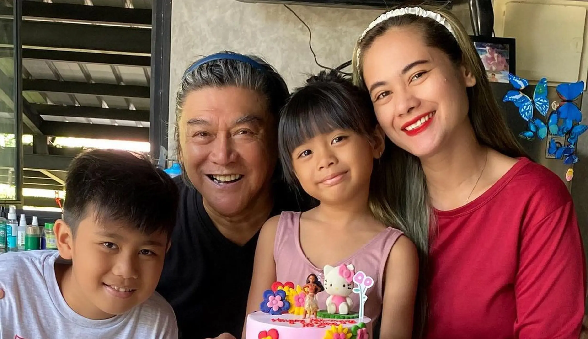 Jarang Tersorot, Potret Keharmonisan Willy Dozan dan Rumiyati, Selisih ...