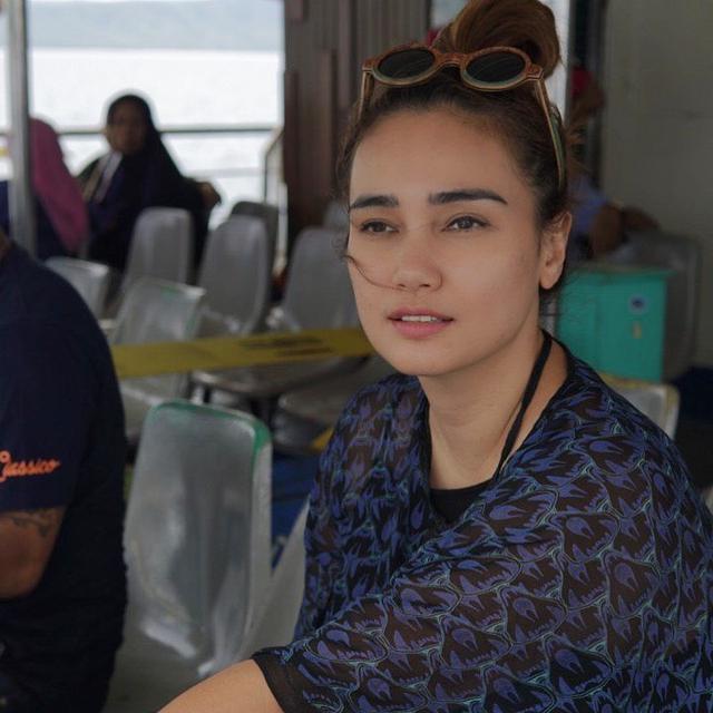 Feby Febiola Bongkar Resep Tegar Hadapi Kanker Ovarium Stadium 1 ...