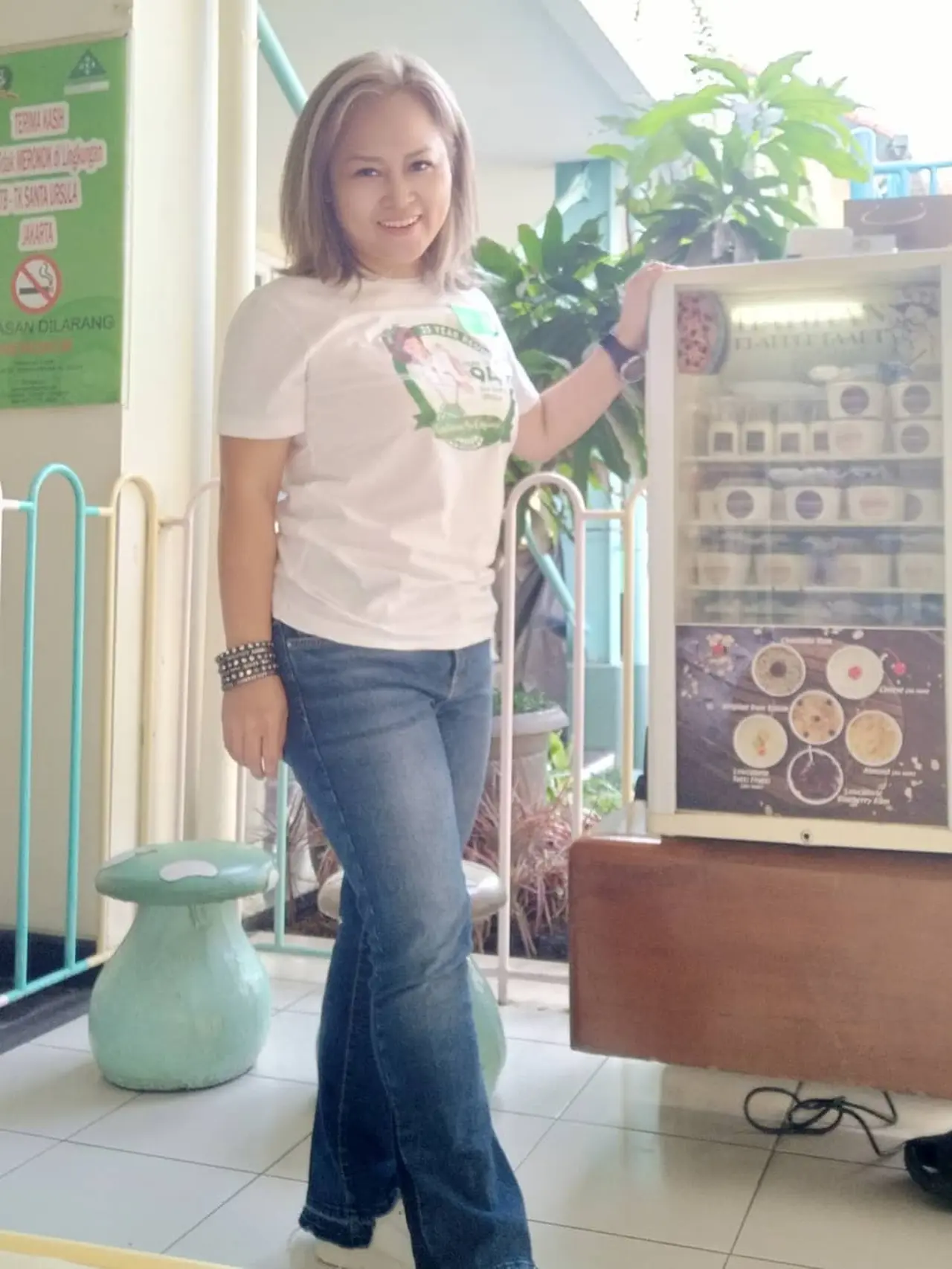 Potret Hanna Sukmaningsih, Putri Semata Wayang Kasino Warkop DKI yang ...