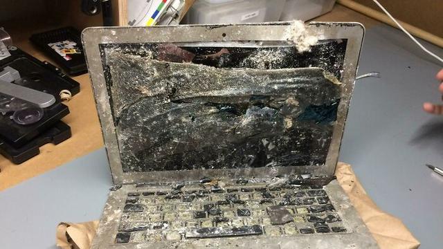 6 Potret Laptop Rusak Parah Ini Sangat Memprihatinkan, Bikin Elus Dada ...