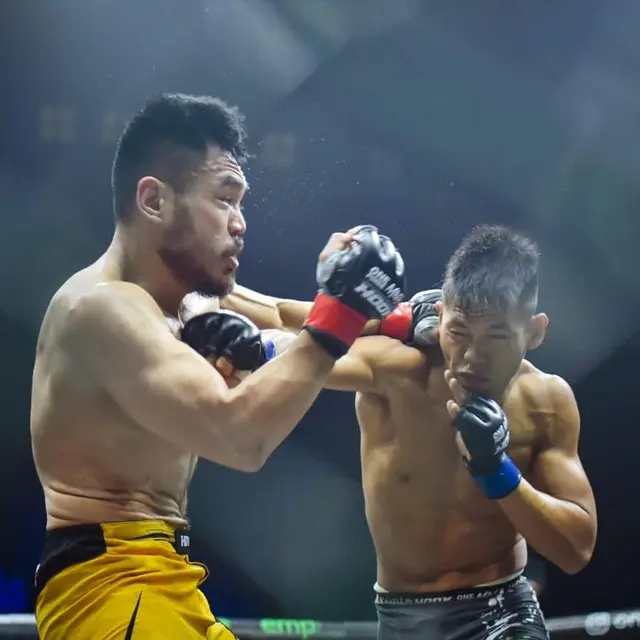 One Pride MMA 74: Sikat Angga The Hitman, Junior Jeka Saragih Juara ...