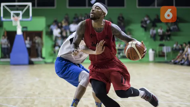 Pemain Naturalisasi Jamarr Johnson Resmi Jadi Mualaf - Bola Liputan6.com