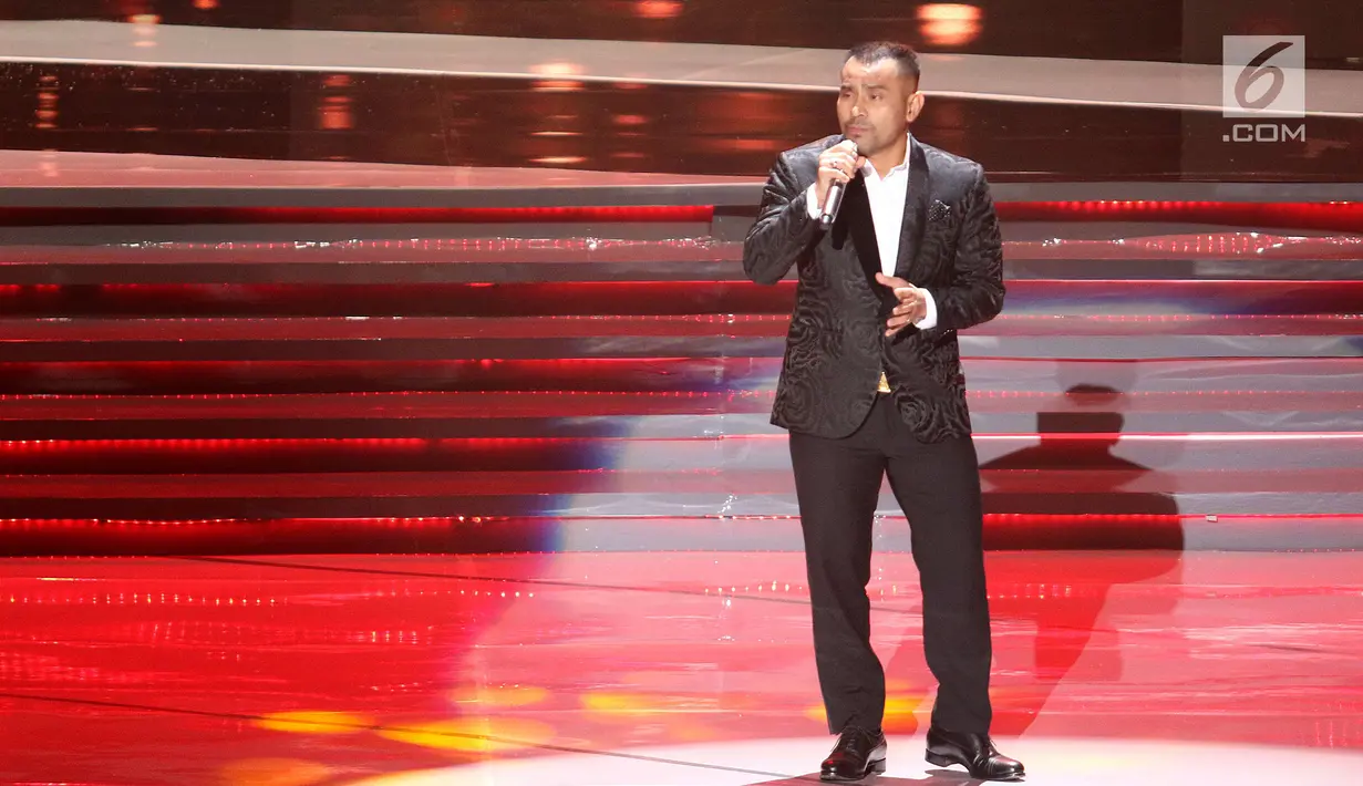 FOTO: Penyanyi Rizky Febian dan Judika Bius Penonton Miss Grand ...