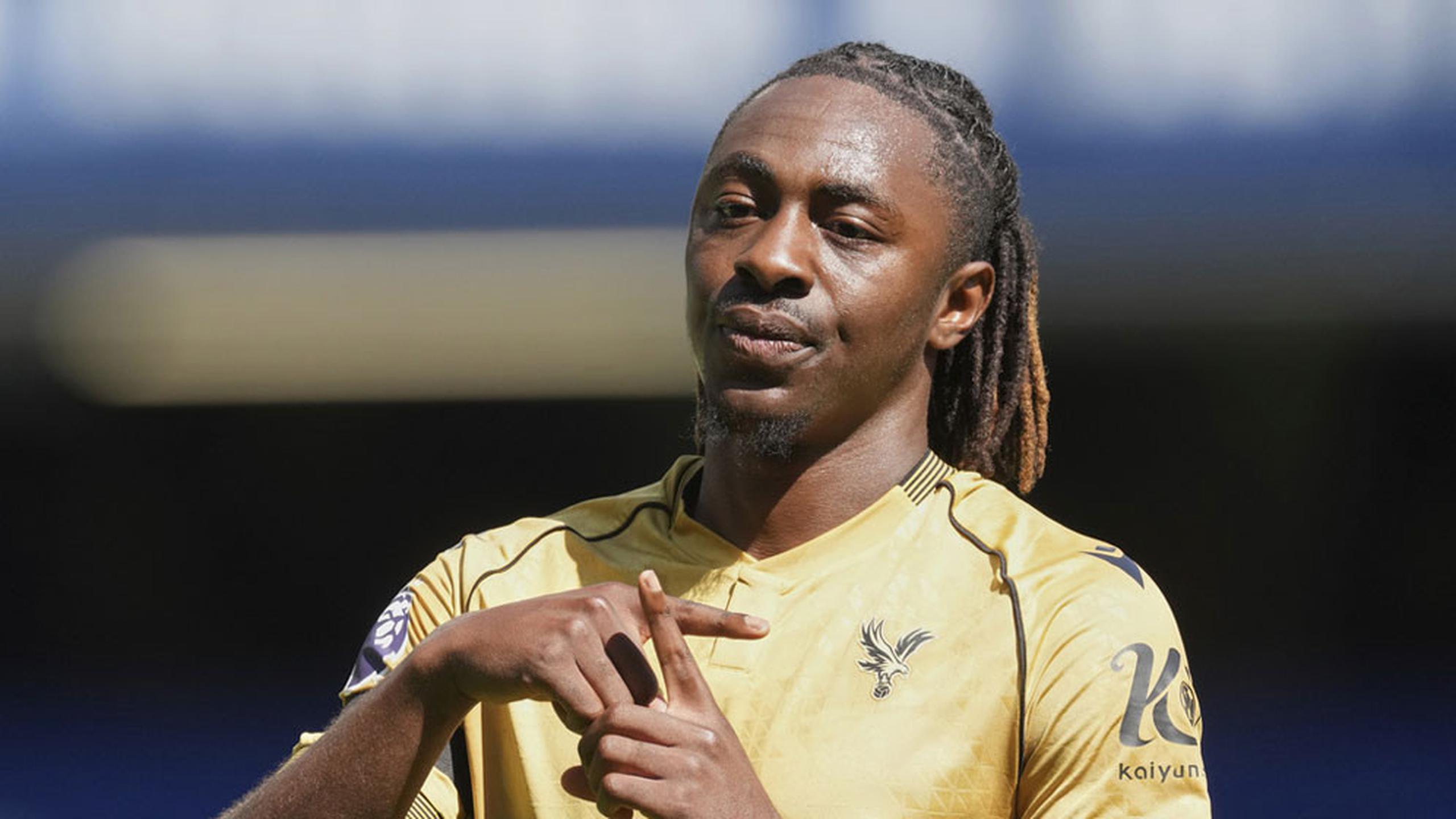 Langgar Aturan 1 Meter, Ini Alasan Gol Tendangan Bebas Eberechi Eze di ...