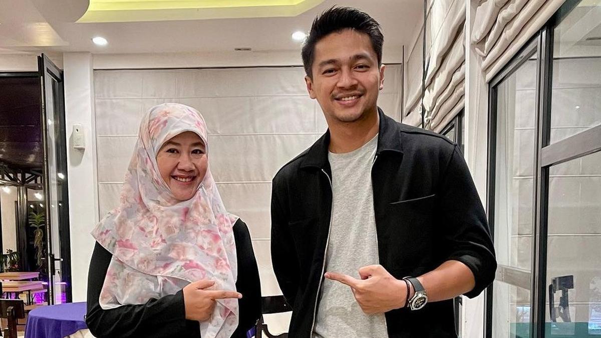 Asma Nadia Unggah Foto Bersama Deva Mahenra, Pamit dari Ikatan Cinta - Entertainment Fimela.com