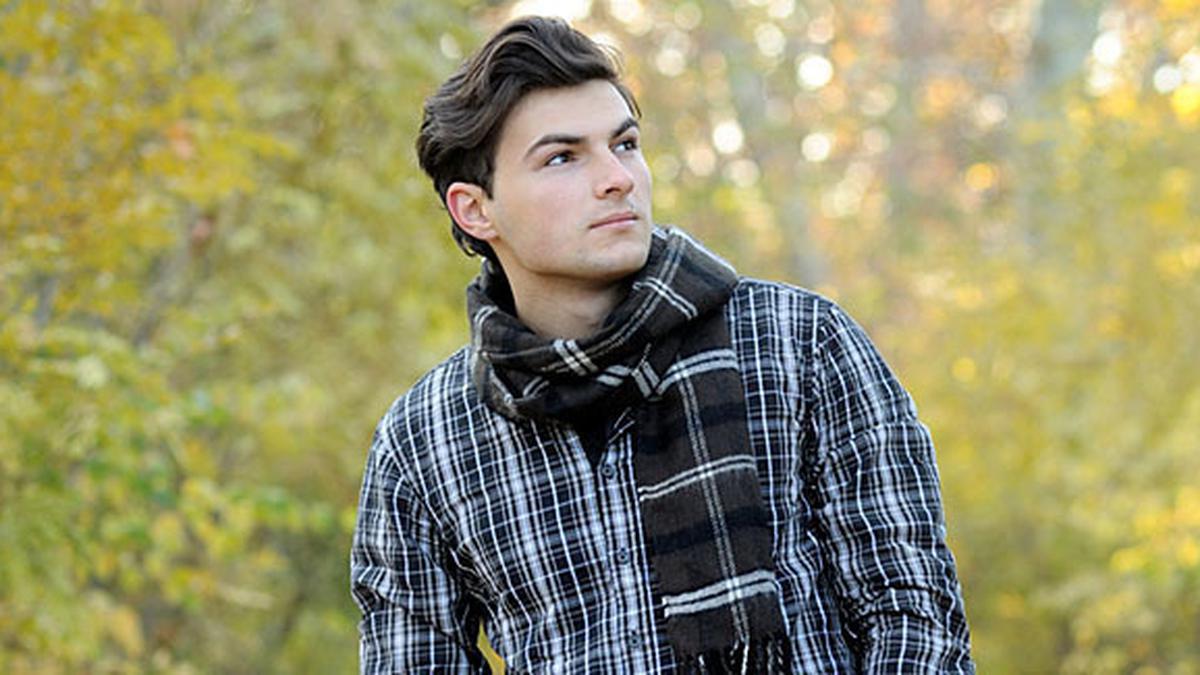 Langkah-Langkah Meluruskan Rambut Pria