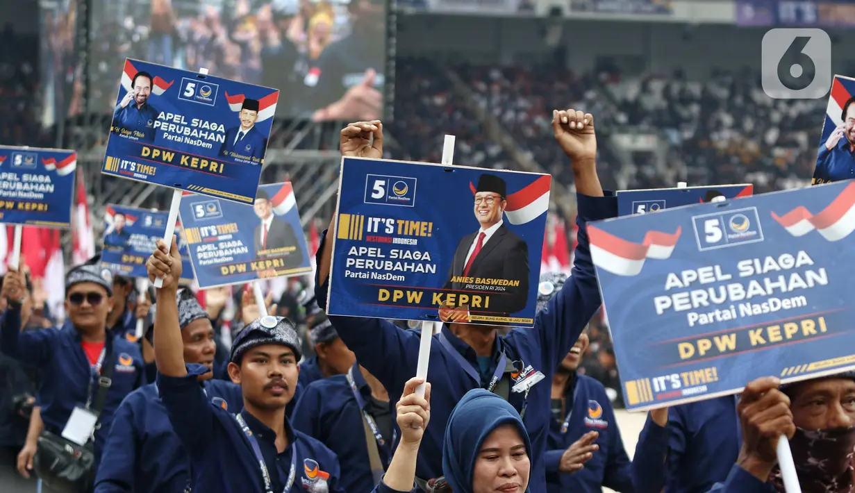 Ribuan Kader dan Simpatisan Padati Stadion GBK saat Apel Perubahan ...
