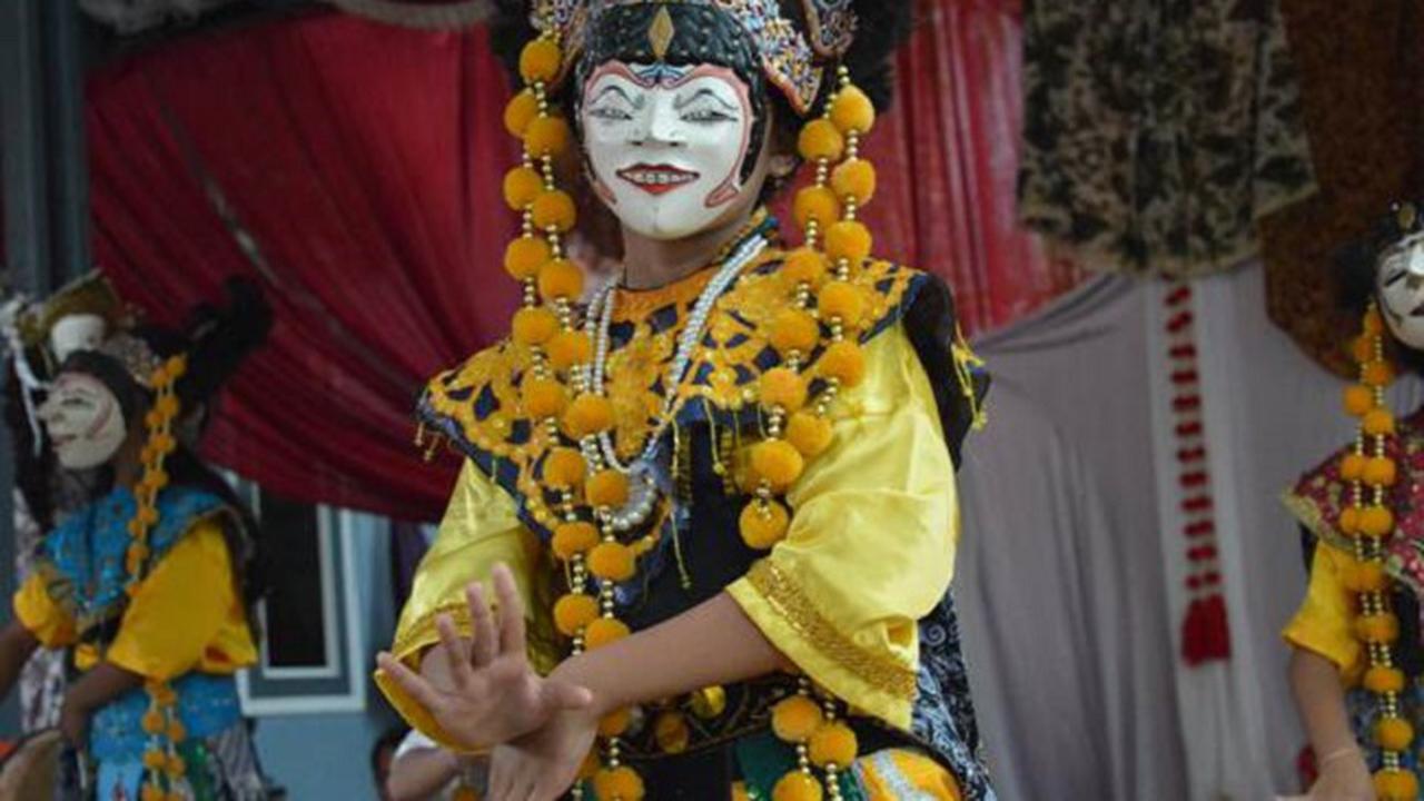 Makna Tersembunyi di Balik 5 Jenis Topeng Babakan Cirebon