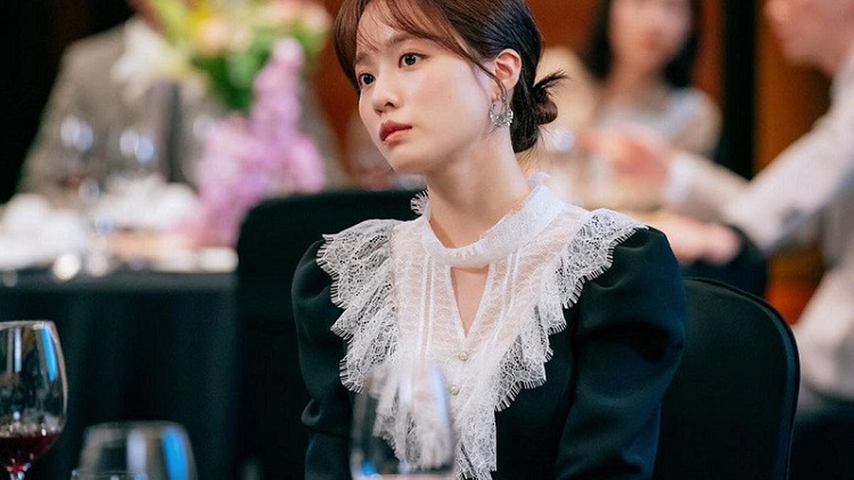 Profil Bae Yoon Kyung, Lengkap Daftar Film dan Drama yang Dibintangi