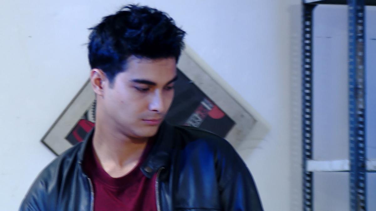 Tonton Live Streaming SCTV Sinetron Buku Harian Seorang Istri, Tayang ...