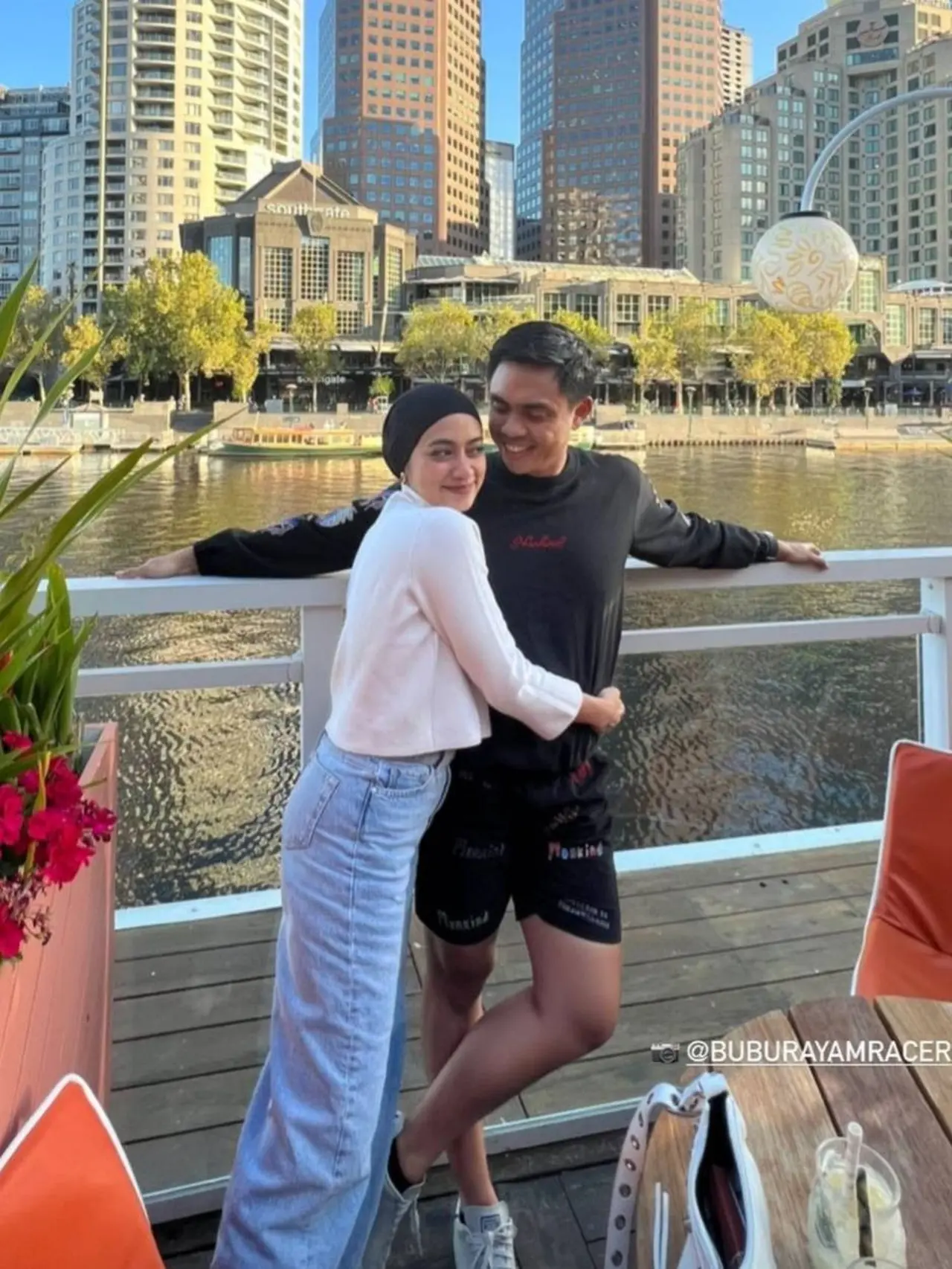 7 Momen Liburan Ayudia Bing Slamet dan Keluarga di Norwegia, Penuh Kehangatan - Hot Liputan6.com
