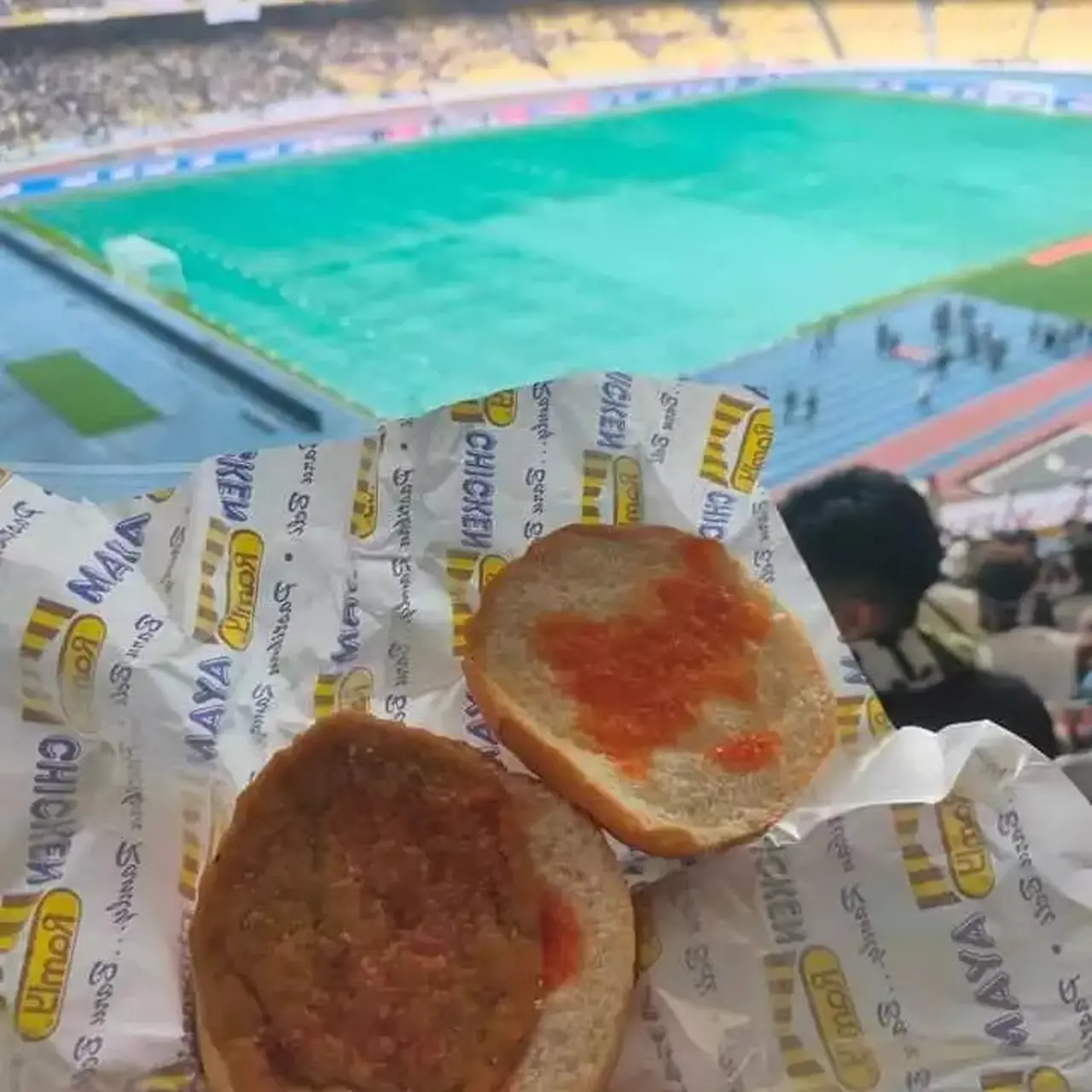 6 Potret Roti Isi Sayur Ini Pelit Banget, Makannya Jadi Kurang ...