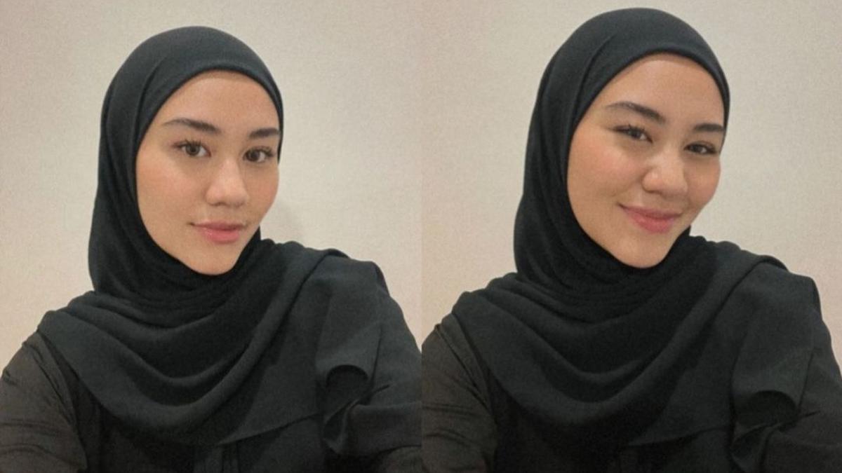 Ikut Kajian, Intip 6 Potret Aaliyah Massaid yang Makin Cantik Kenakan Hijab Hitam - Photo Fimela.com