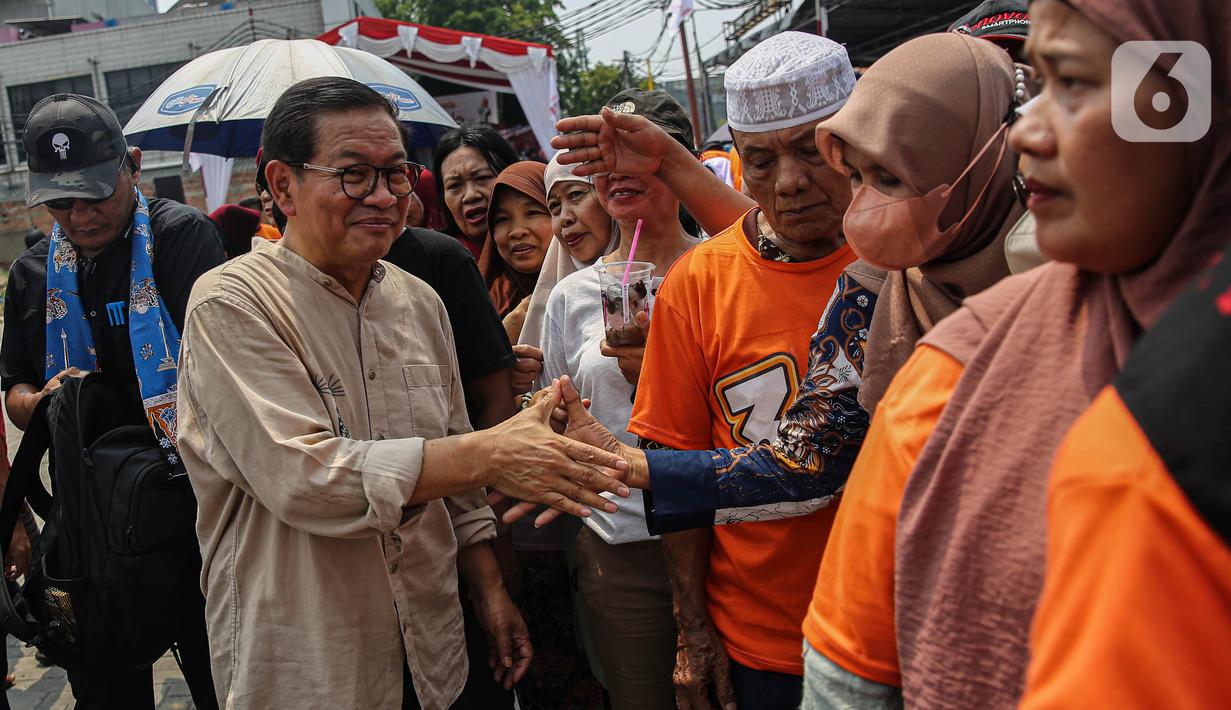 Datangi Warga Kebayoran Lama, Pramono Anung Janjikan 500 Ribu Lapangan ...