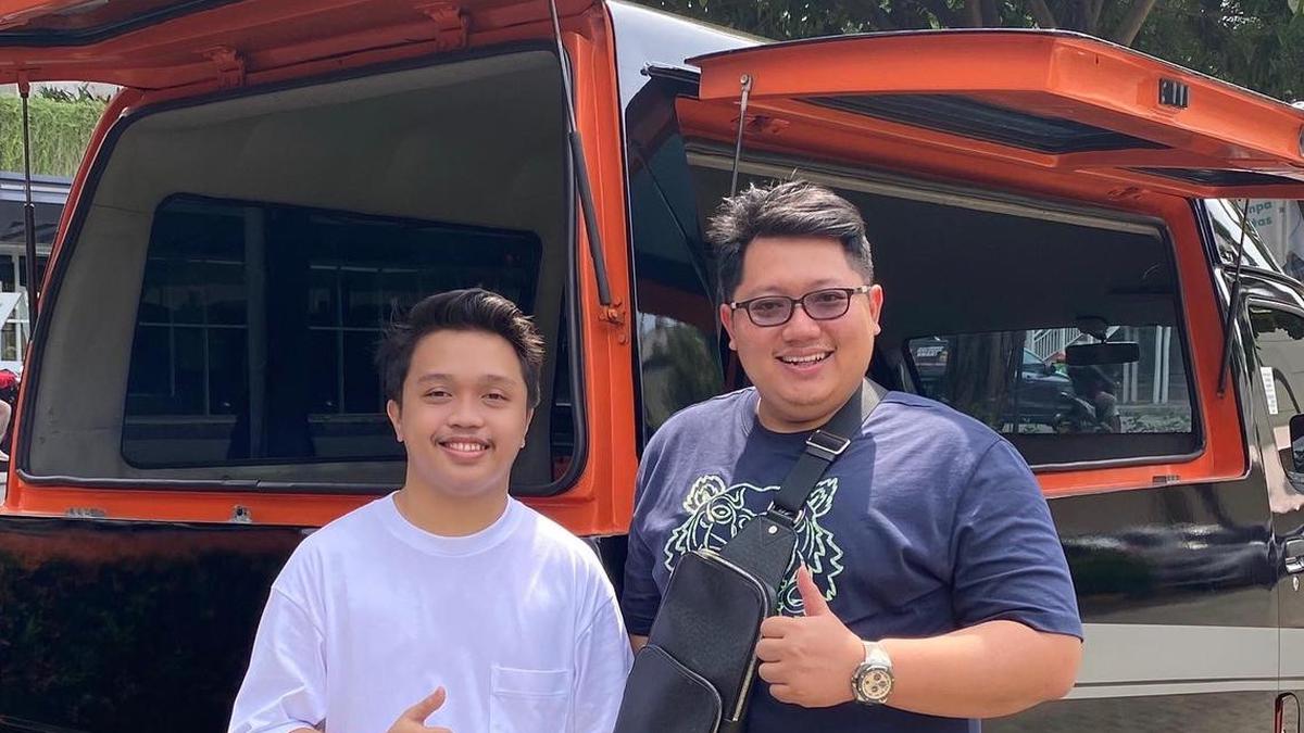 Kolaborasi Razka Nabillian Berbagi Foodtruck Bersama Reza Paten