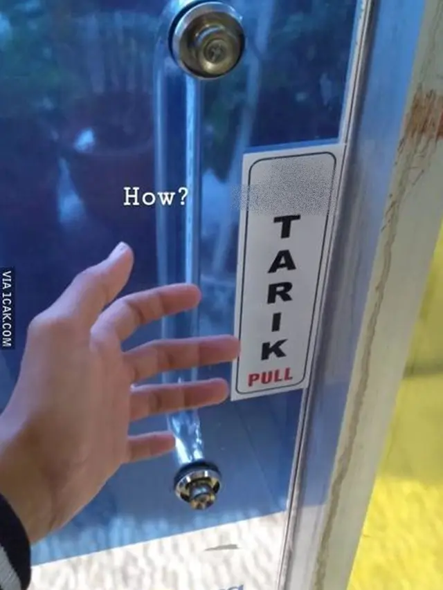6 Tulisan Tarik Dorong di Pintu Ini Bikin Geleng Kepala - Hot Liputan6.com