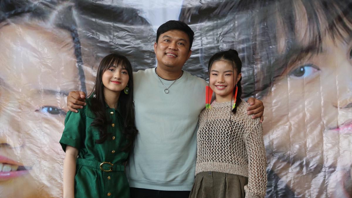 Duo Penyanyi Remaja Beda Negara, Alyssa Dezek dan Ry Hyori Dermawan ...