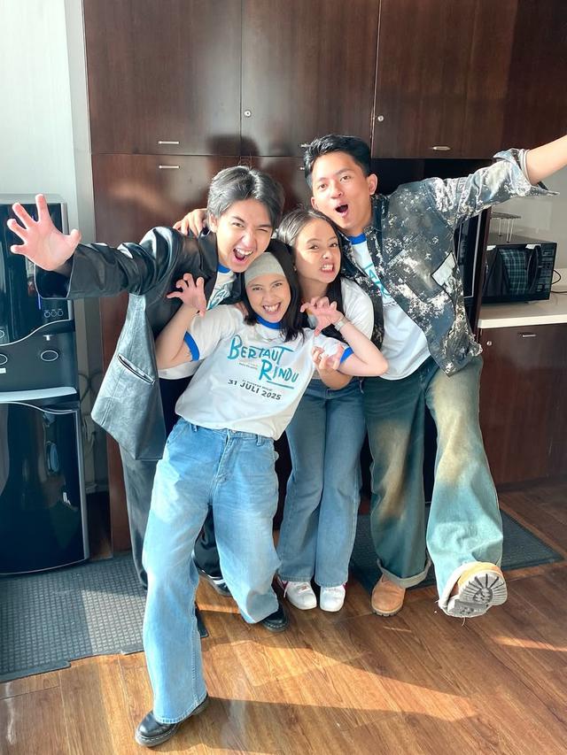 Aulia Deas Syuting Film Bertaut Rindu, Akui Impian Anak Kadang Tabrakan ...
