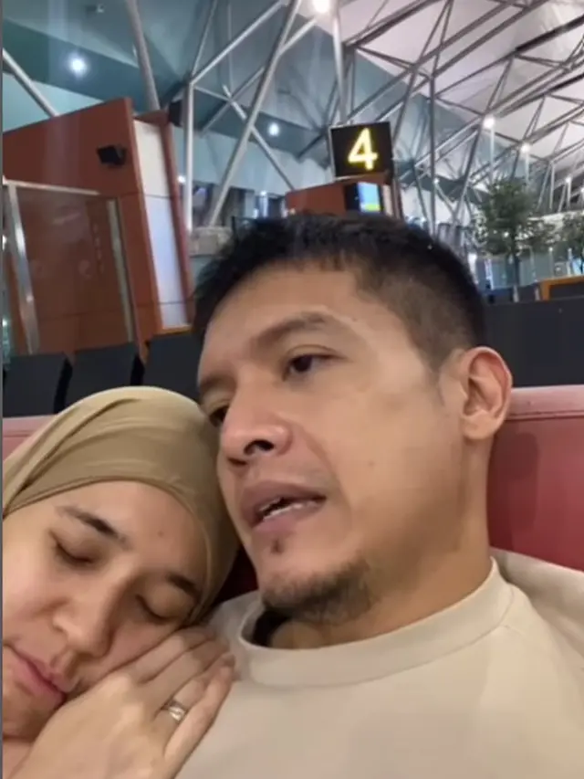 Dimas Seto Berhasil Finish Maraton di London Meski Masih Tahap Pemulihan Sakit - ShowBiz ...