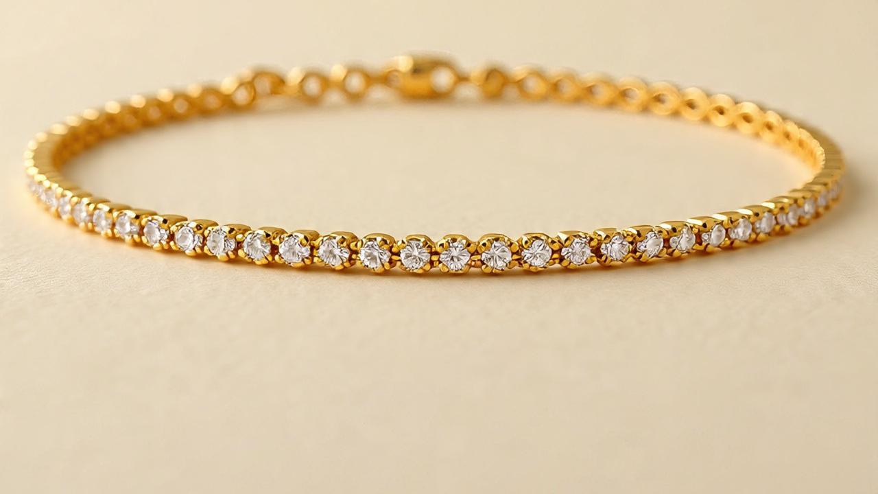 11 Desain Gelang Emas 15 Gram Tren 2025 Gaya Glamor Ala Selebriti ...