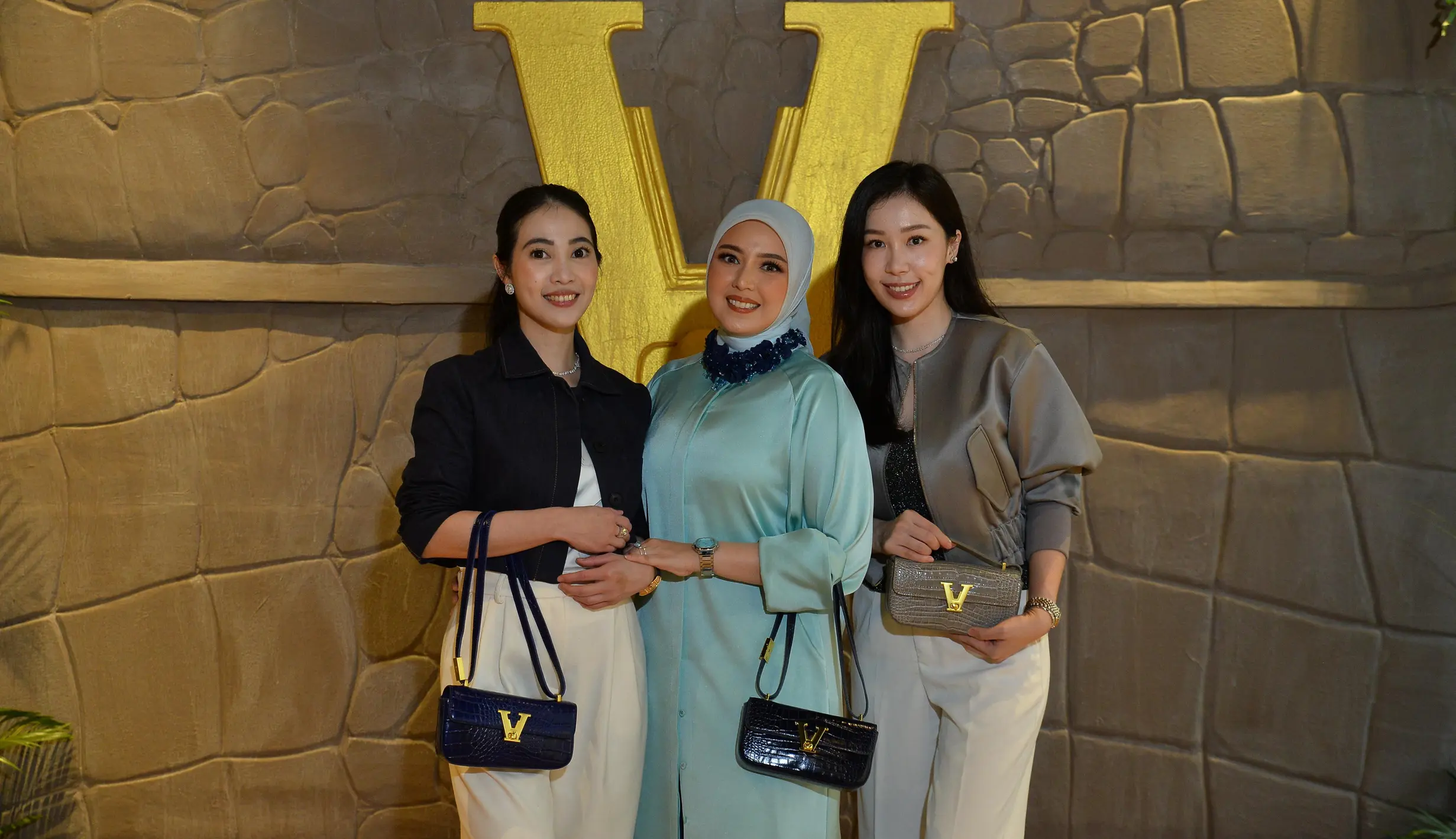 Intip Koleksi Tas Terkini dari Vone World x Sarah Sofyan yang Cocok untuk Bergaya di Hari Raya
