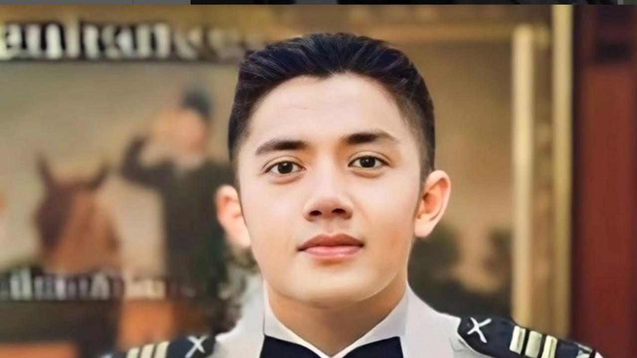 10 Fakta Menarik Mayor Teddy, Ajudan Prabowo yang Viral karena Celine ...
