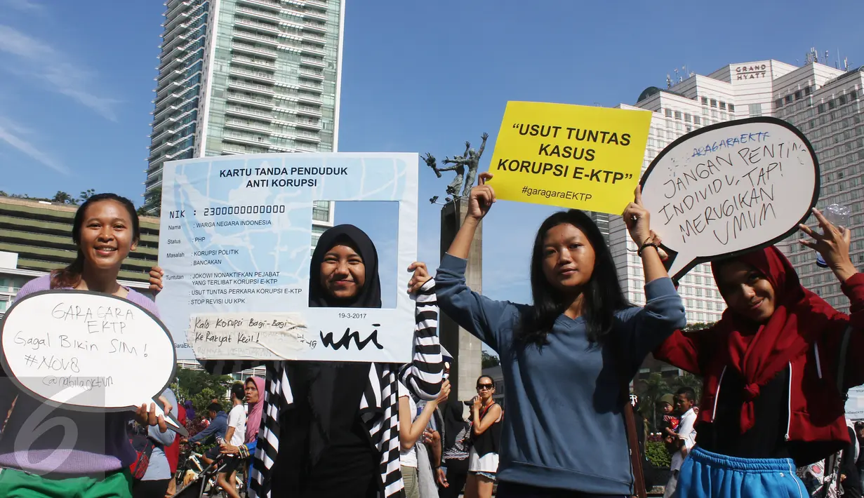 Aksi Tuntut Tuntaskan Kasus E-KTP - Foto Liputan6.com