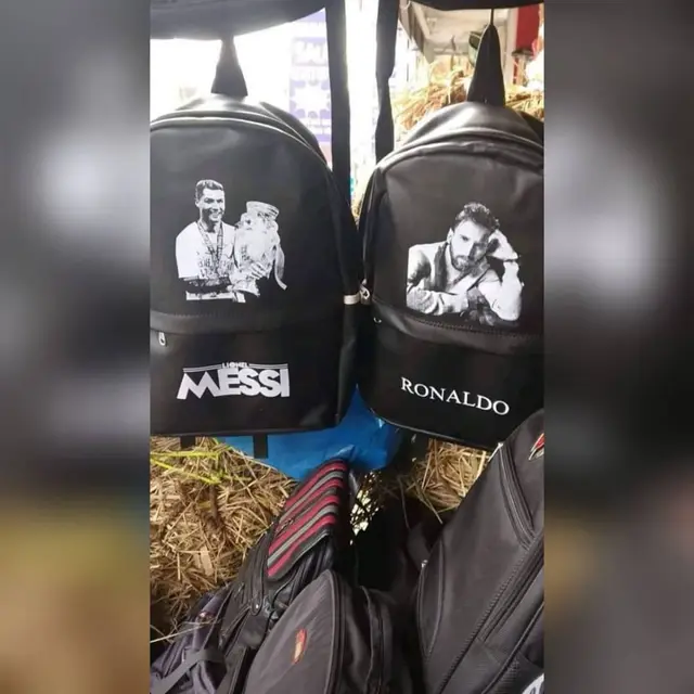 6 Bentuk Kocak Tas Nyeleneh dan Salah Desain Ini Bikin Tepuk Jidat ...