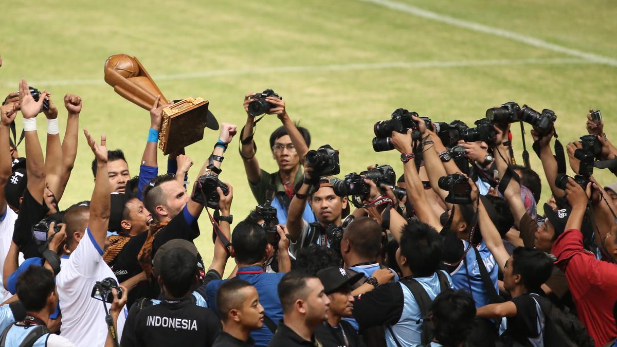 Persib Bandung dalam Angka Usai Juara Piala Presiden 2015 - Indonesia ...