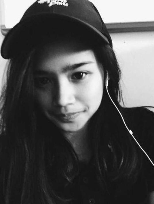 PHOTO: Penampilan Putri Mulan Jameela yang Kini Beranjak Dewasa - Foto ...