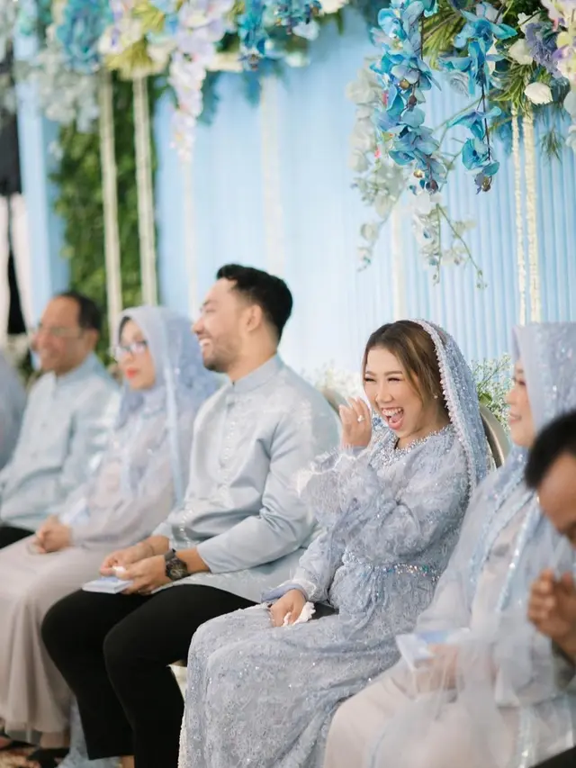 Jelang Menikah, Ini 7 Potret Bahagia Kiky Saputri di Momen Pengajian dan Siraman - Hot Liputan6.com