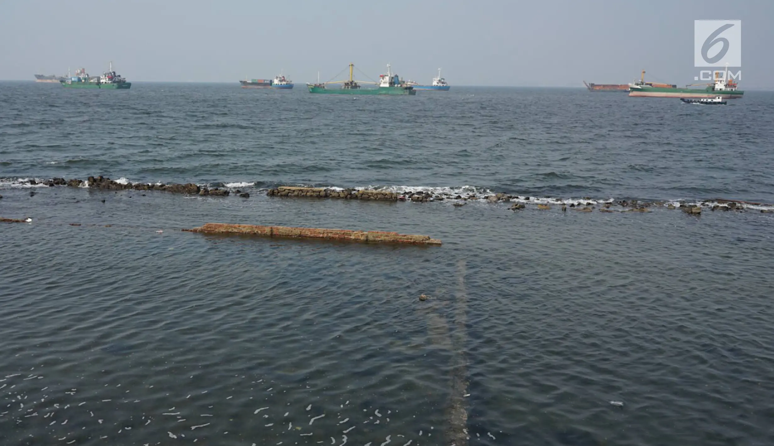 FOTO: Bertahun-tahun Terendam Banjir Rob, Daratan Ini Menyatu dengan ...