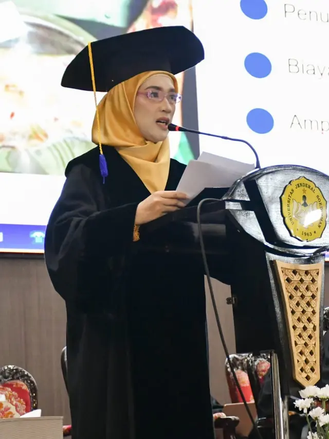 Kisah Perjalanan Yunita Sari, Dosen Termuda Unsoed yang Raih Gelar Profesor di Usia 42 Tahun ...