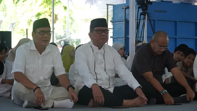 PAM JAYA Gelar Sembako Murah dan Berikan Santunan untuk 300 Ayam Yatim ...