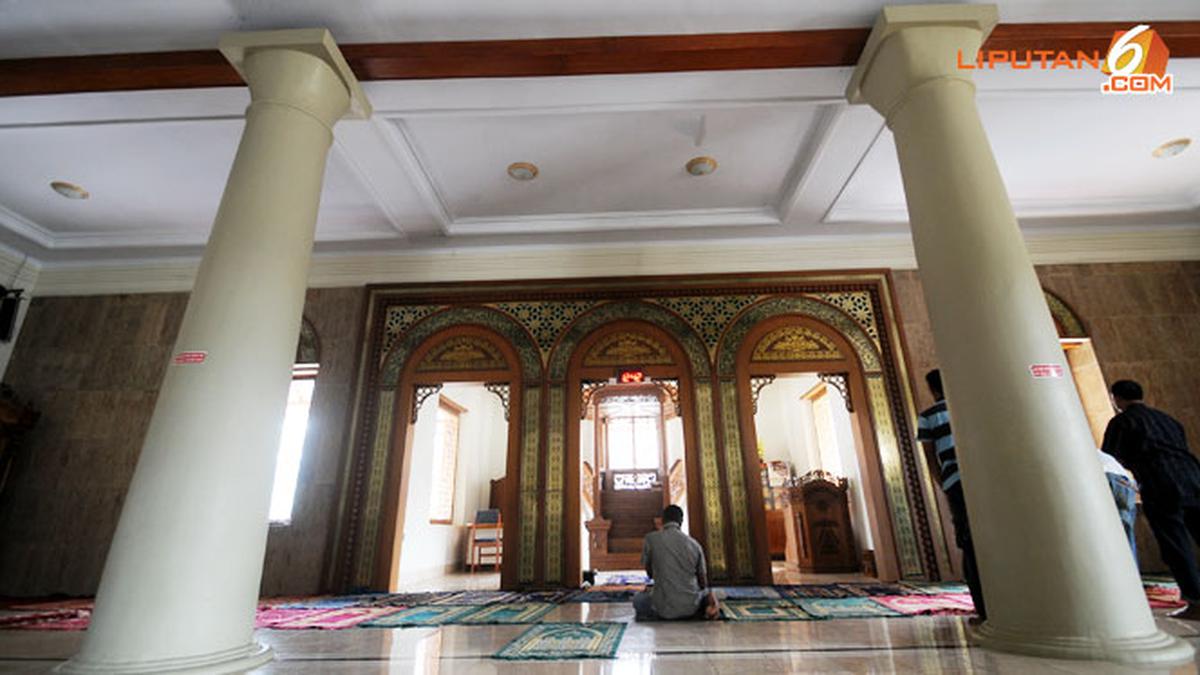 Gaya Neo Klasik Masjid Manonjaya Tasik
