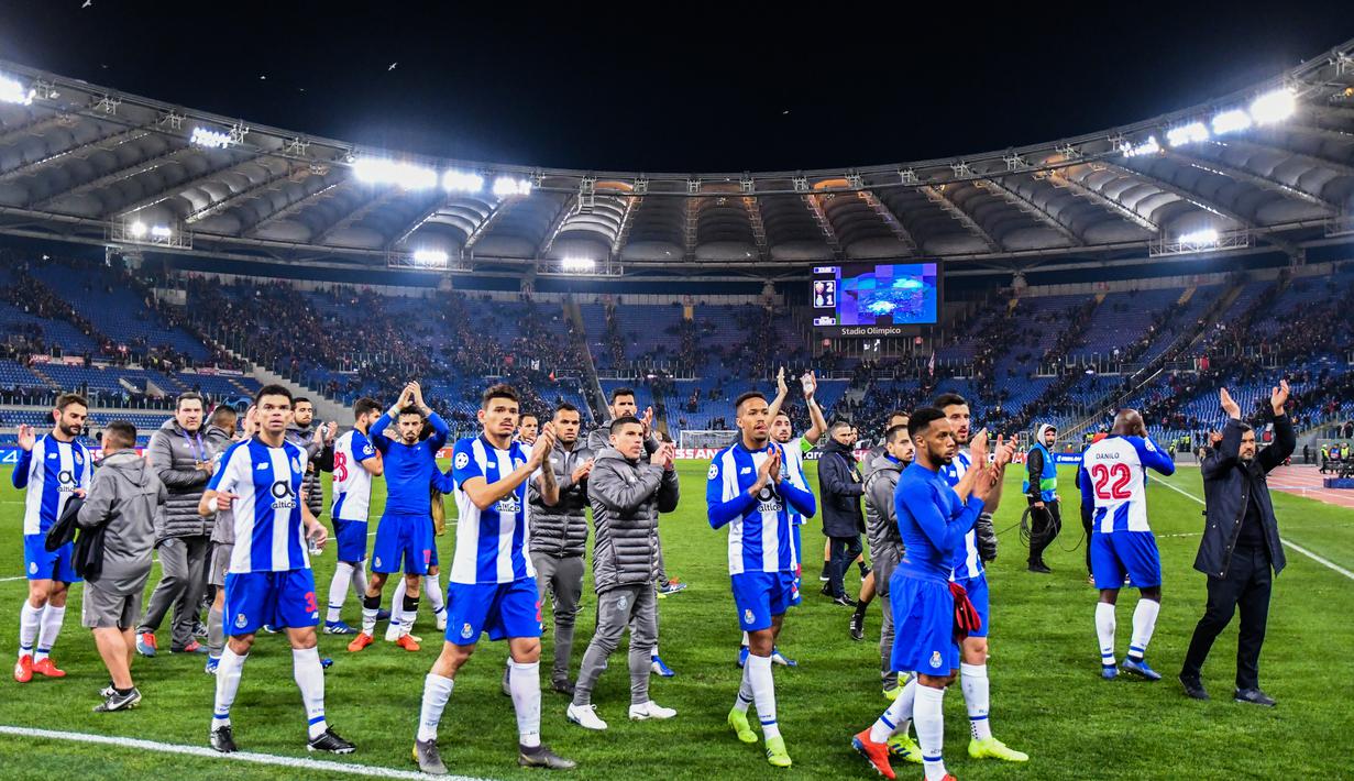 FOTO: Barcelona dan 3 Klub Papan Atas yang Berpeluang Raih Treble ...