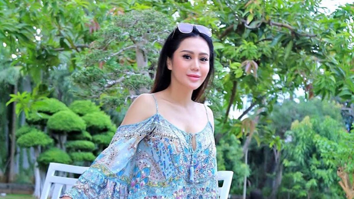 Suami Vicky Zainal Ajukan Talak Cerai, Sudah Tak Ada Kecocokan