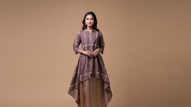 13 Model Baju Batik Tunik Bawahan Rok, Gaya Modis untuk Formal hingga ...