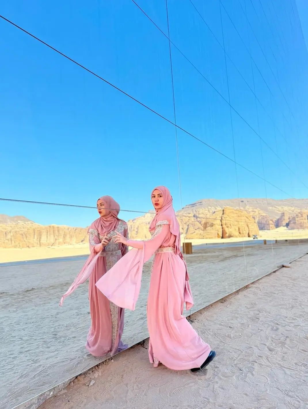 6 Gaya Seleb Tanah Air Kunjungi Kota Al-Ula, Terbaru Lesti Kejora dan Happy Asmara - Photo ...