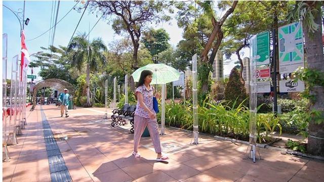 6 Potret Trotoar di Surabaya, Indah dan Aman untuk Pejalan Kaki ...