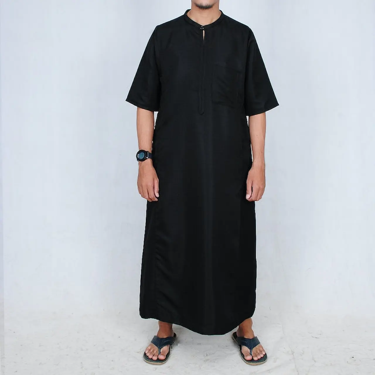 10 Rekomendasi Model Gamis Pria, Tampil Modis saat Idul Adha dan ...