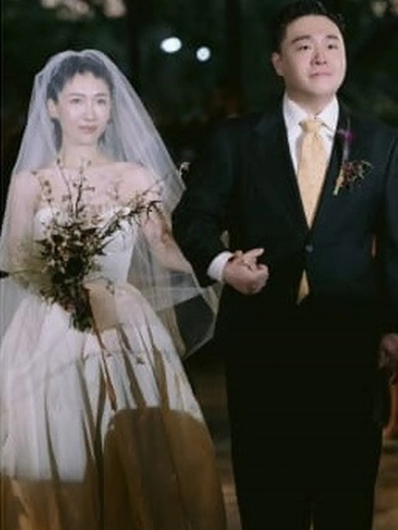 5 Potret Pernikahan Steven Hao Pemain Film Boboho, Dihadiri Sahabat ...