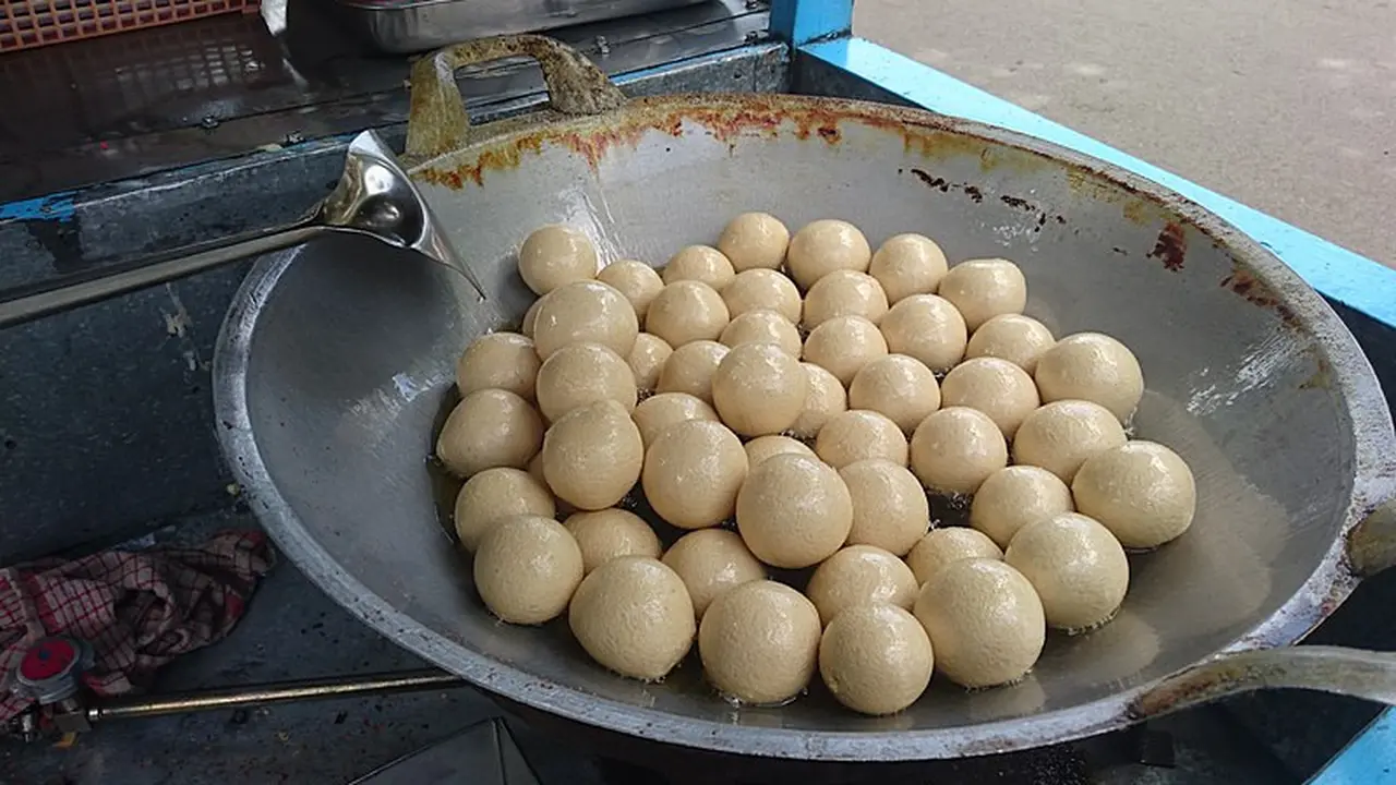 8 Cara Membuat Tahu Bulat Berbagai Varian, Jajanan yang Menggugah ...