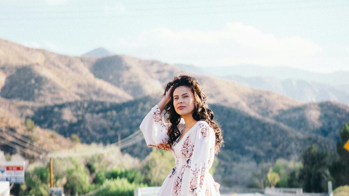 8 Jenis Busana yang Wajib Dibawa agar Liburan Tetap Stylish dan Nyaman