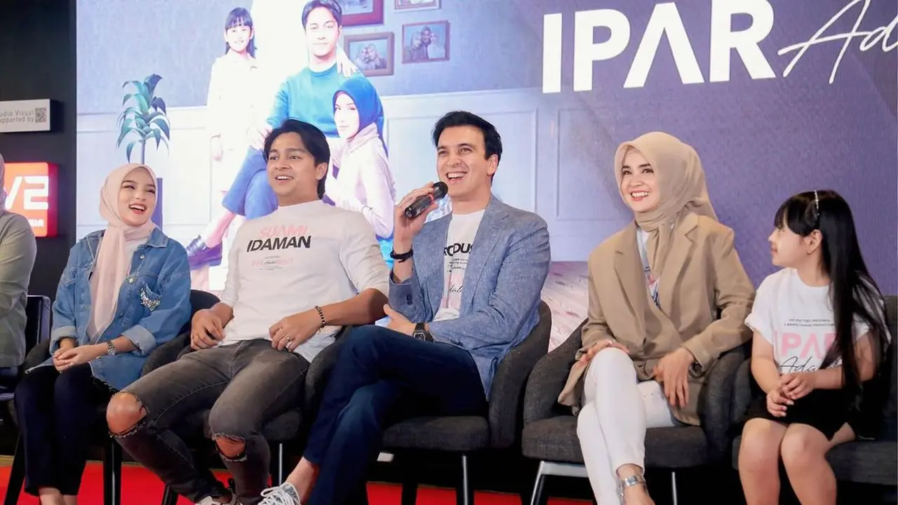 Ipar Adalah Maut Tembus 1 Juta Penonton dalam 5 Hari, Deva Mahenra ...