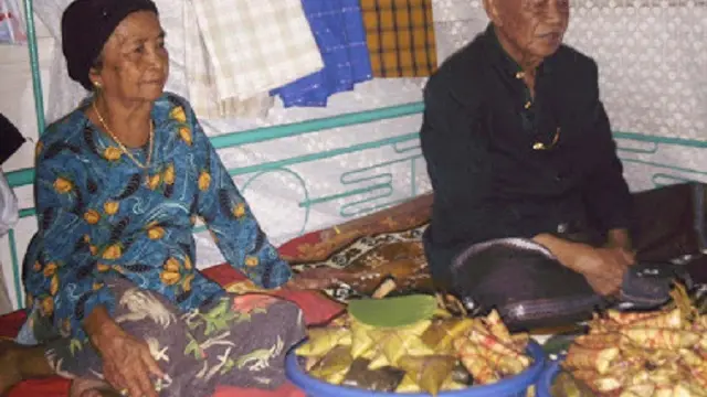 Ritual Suru Maca, Doa Jelang Ramadan ala Suku Bugis-Makassar - Regional ...