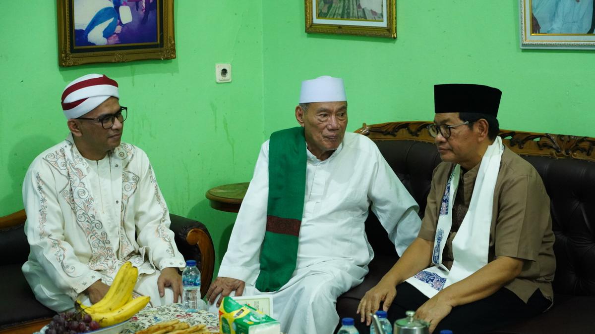 Silaturahmi ke Habib Muhammad bin Abdurrahman Assegaf, Pramono Minta Doa - Pemilu Liputan6.com