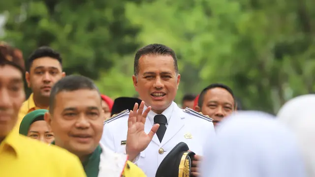 Jabatan Wakil Gubernur Usai, Musa Rajekshah Diarak Ribuan Massa ke ...